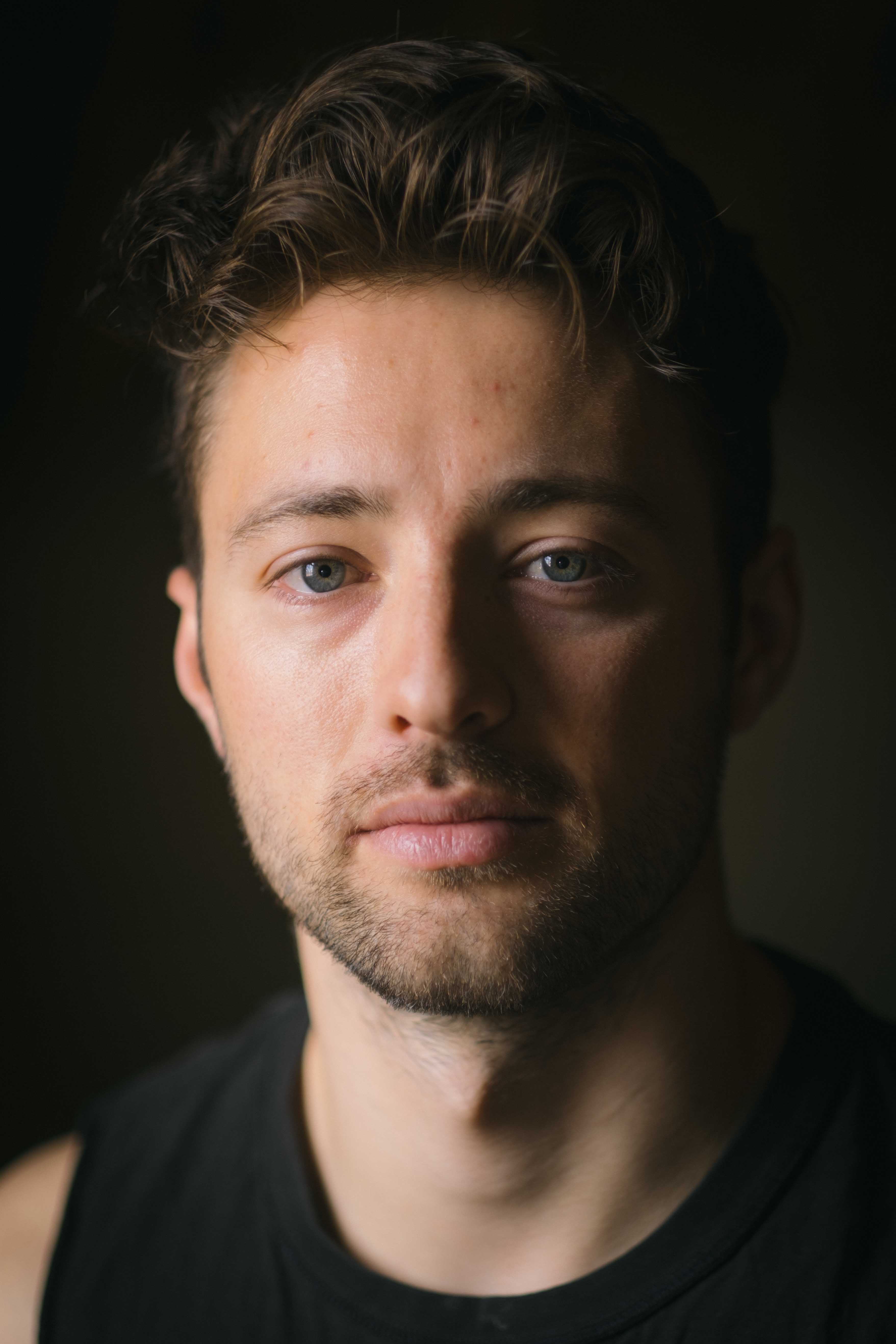 Perfil - Joshua Earl