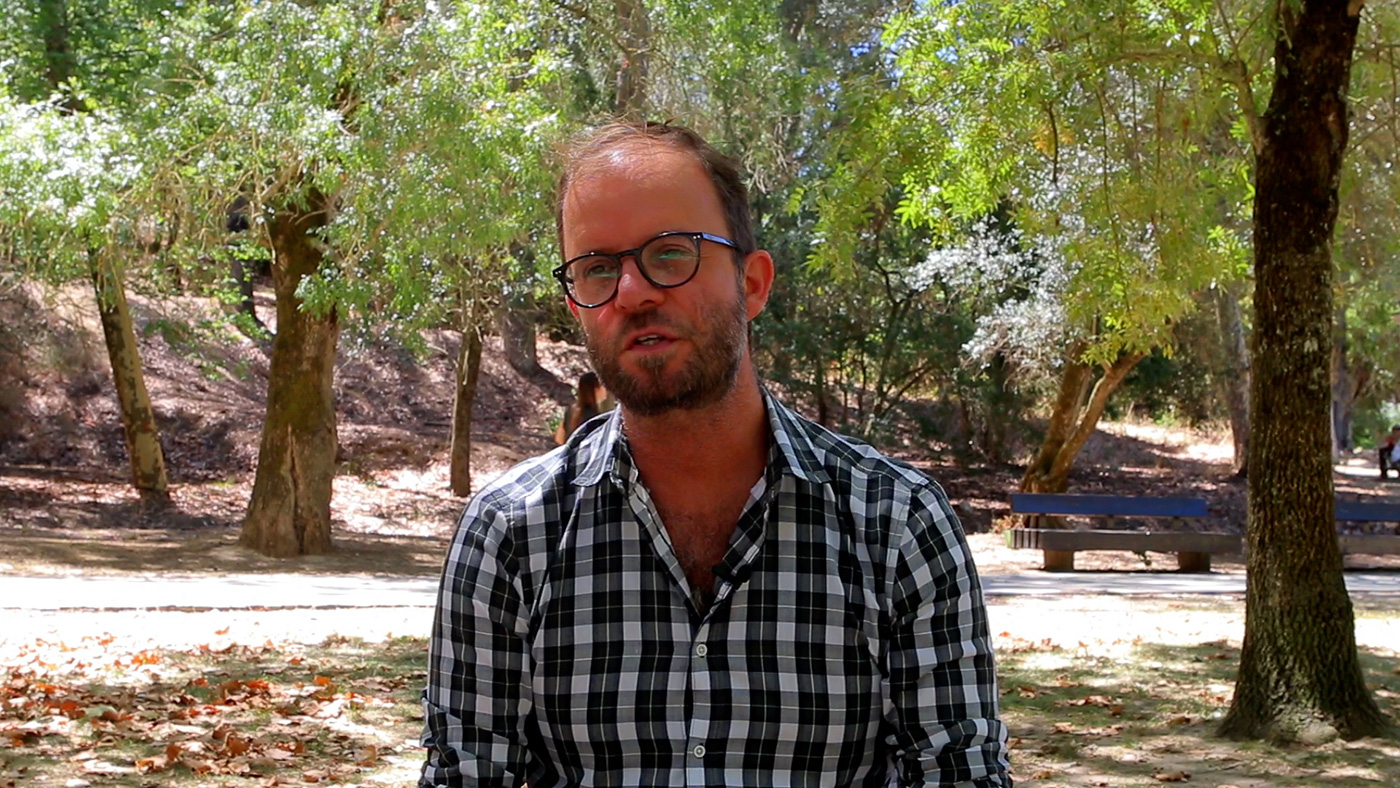 Artigo - Videoarte Em Movimento com Alisson Ávila