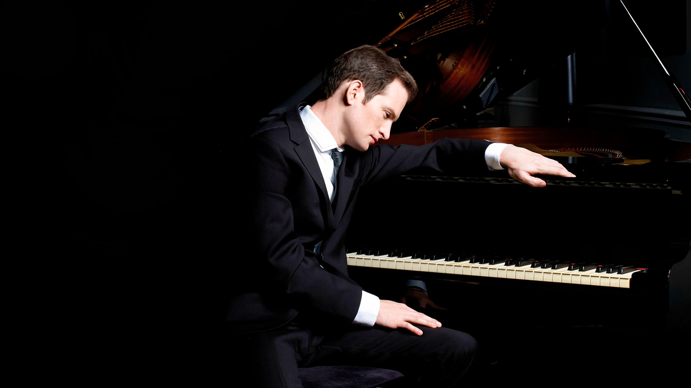 Artigo - Anthony Strong: um tributo ao jazz vocal, com liberdade de trio