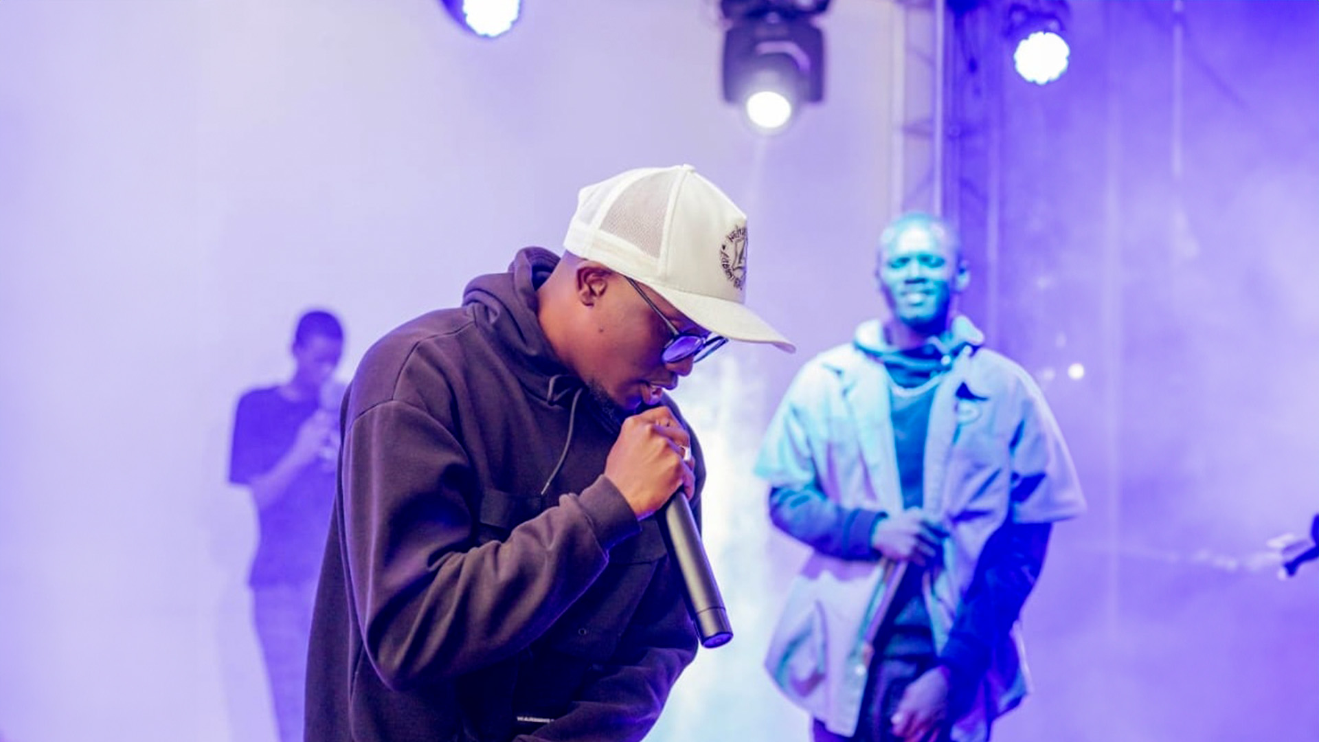 Amiel Deep E Tcy Parker Lançam “flaps”
