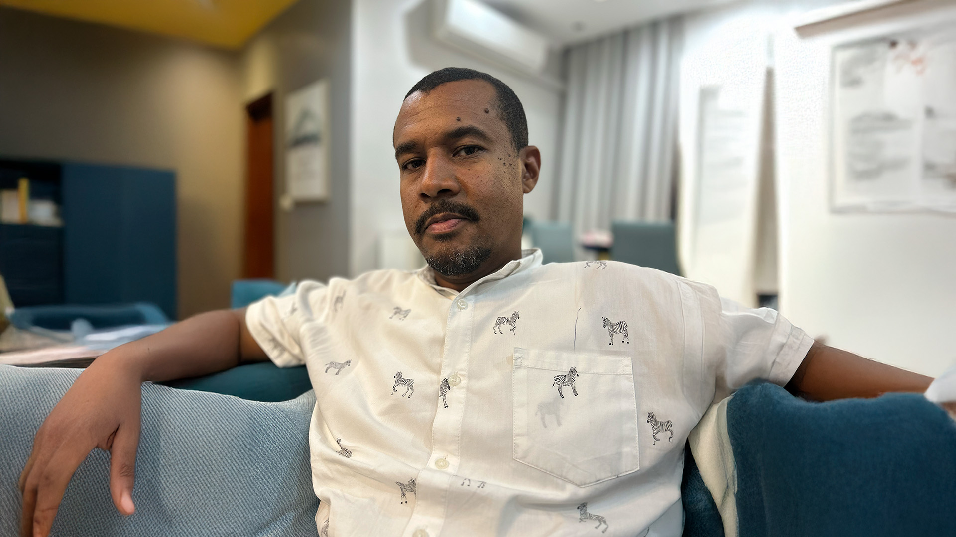 "Ulume" de Leonardo Wawuti explora conexões entre Angola e Brasil