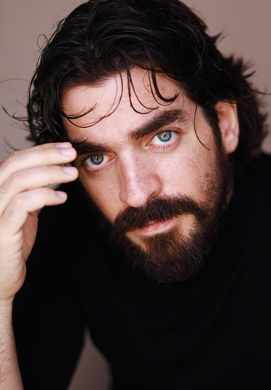 José Leite in the cast of “150 Million Slaves”